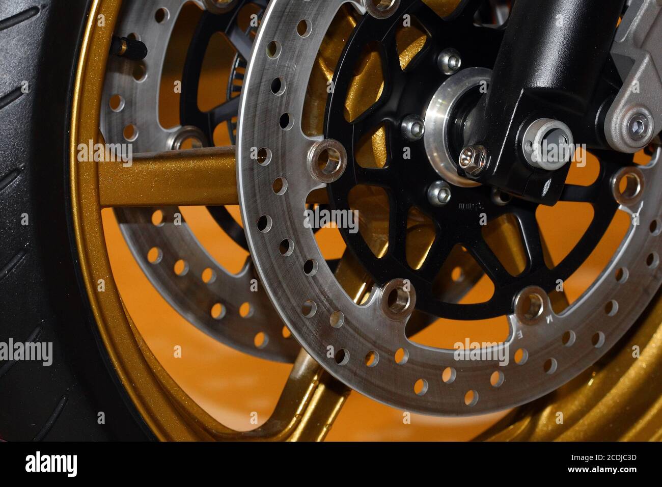 Motorbike front disc brakes Banque de photographies et d’images à haute ...
