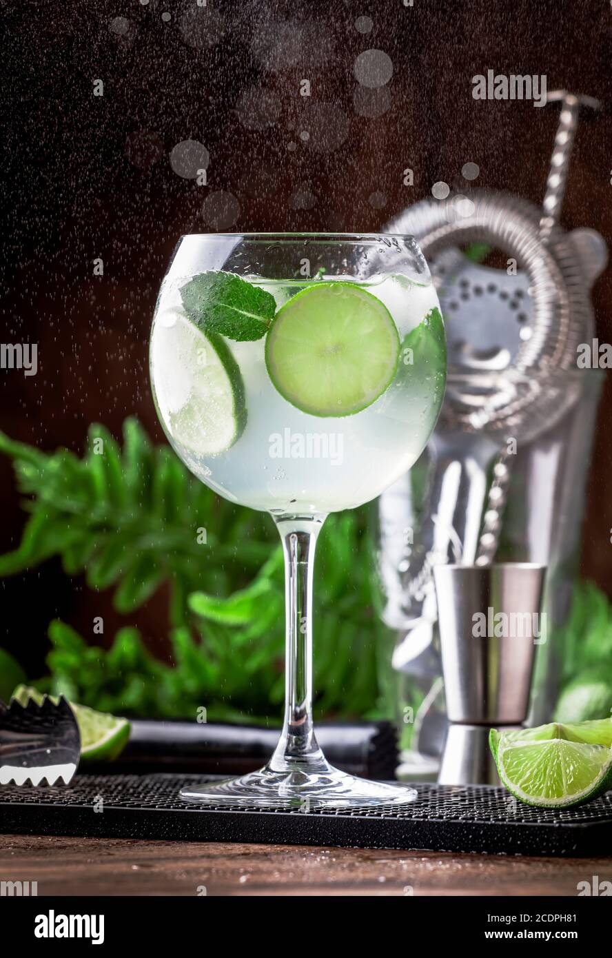 Mojito royal Banque de photographies et d’images à haute résolution - Alamy