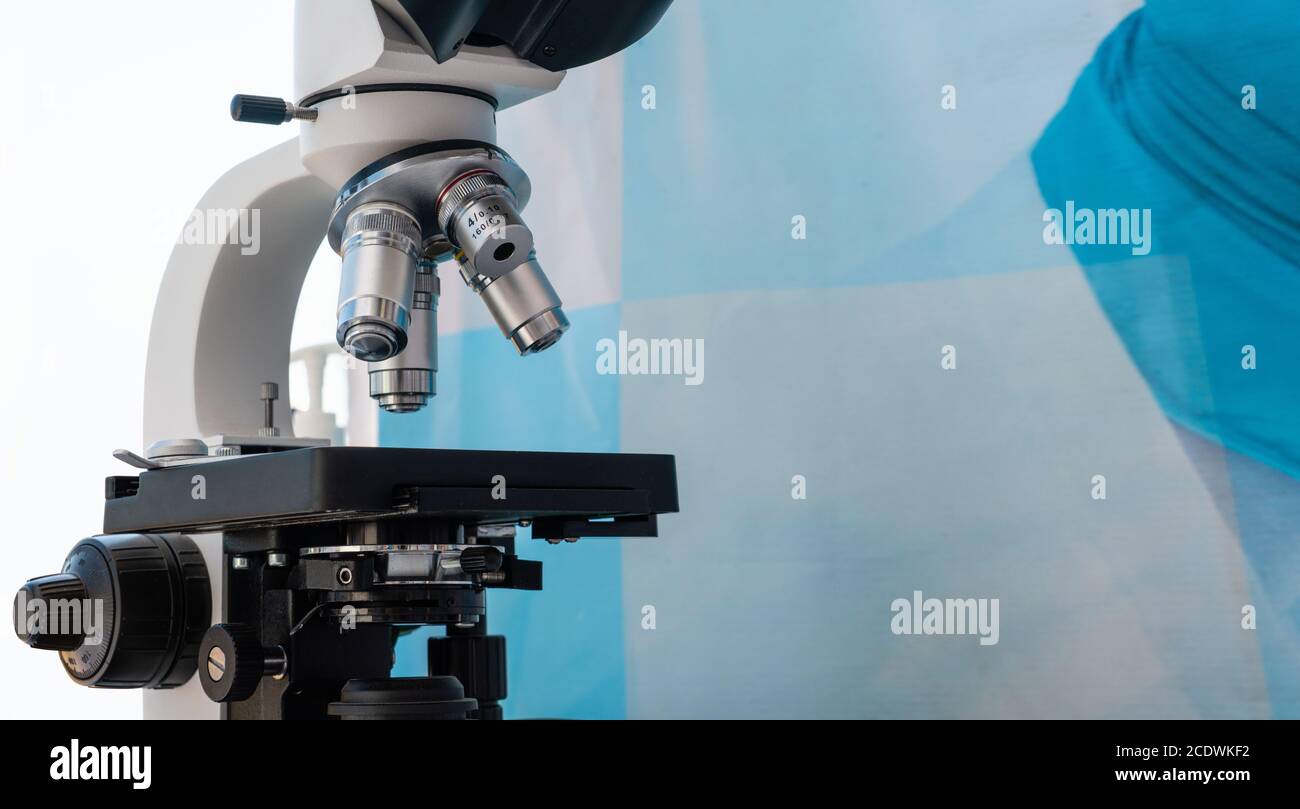 Microscope optique Banque de photographies et d’images à haute ...