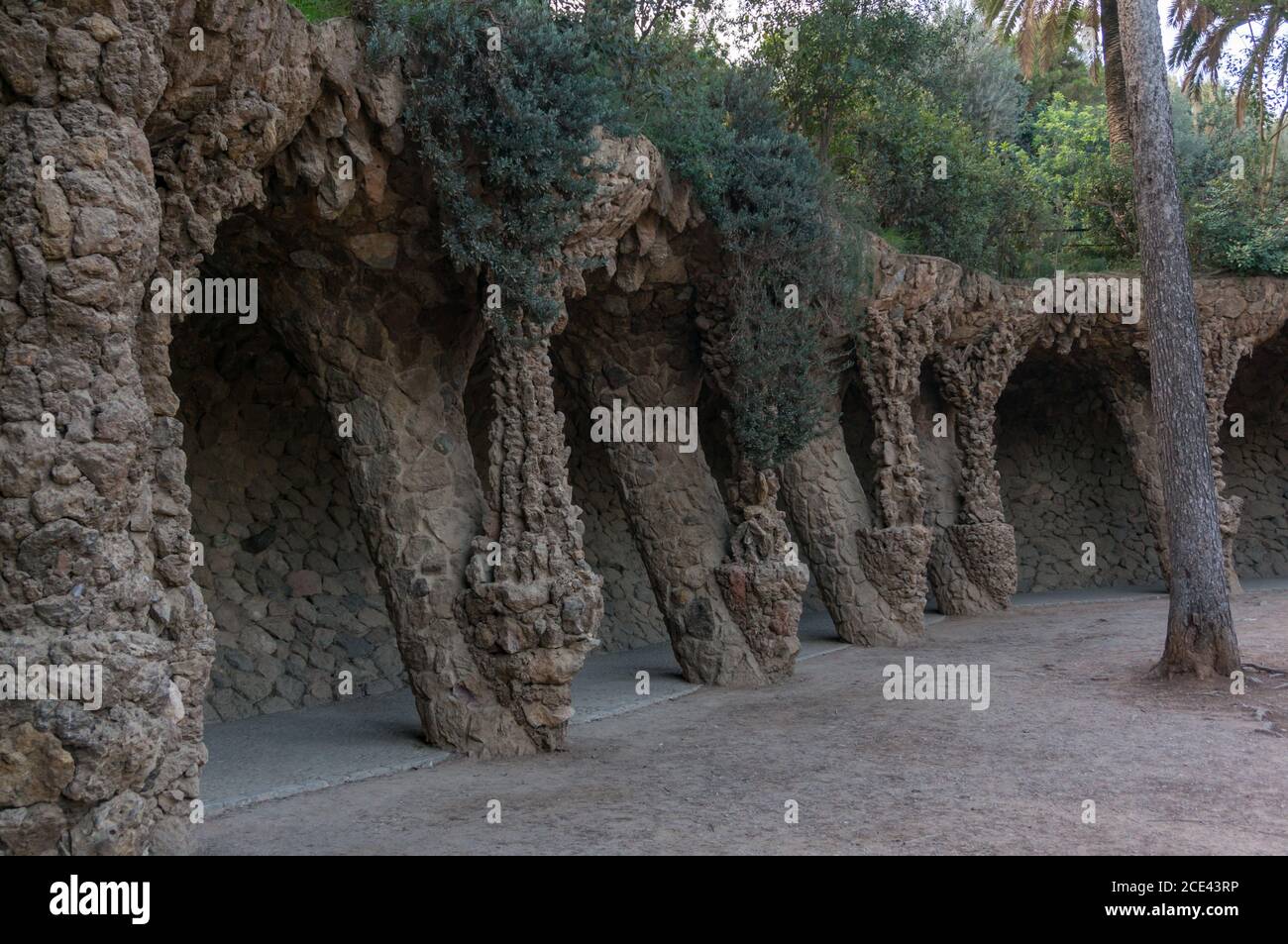 Colonnes architecturales du parc guell Banque de photographies et d ...