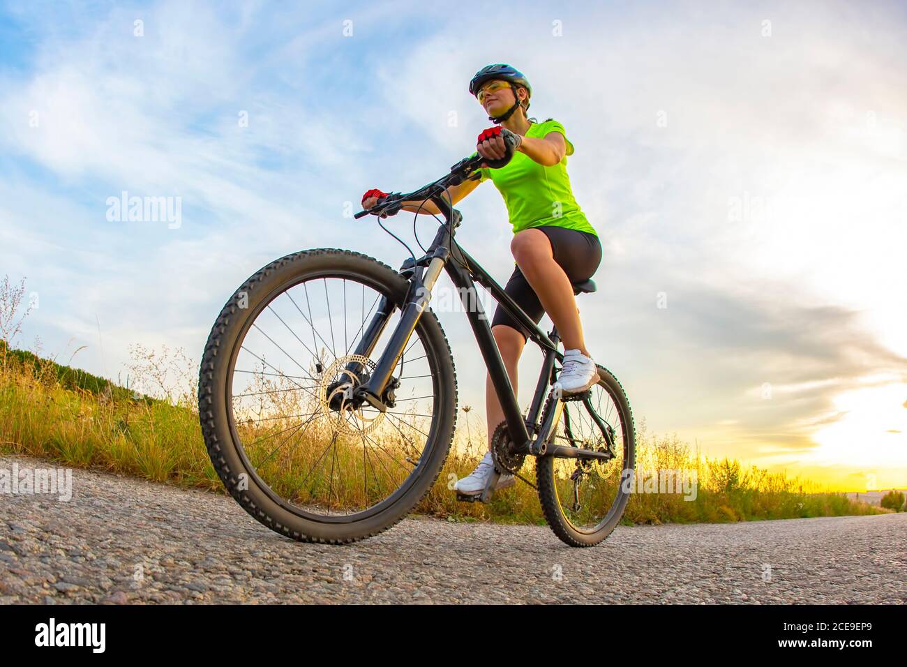 Un Cycliste Fait Banque d'image et photos - Alamy