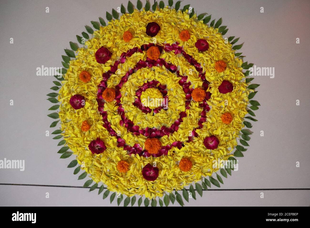 Onam pookalam fleur rangoli motif floral onam festival kerala Banque de ...