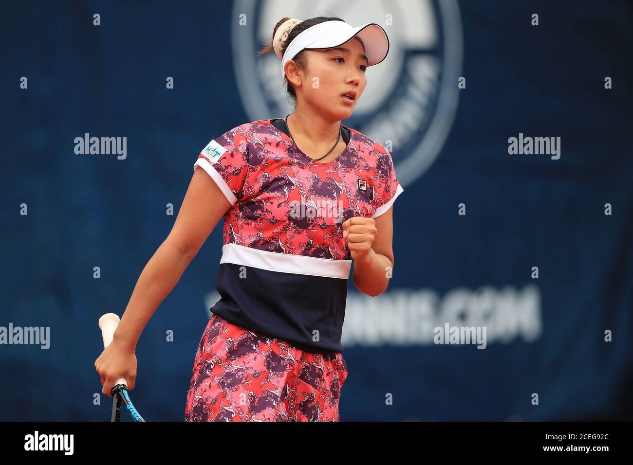 KYOKA OKAMURA du Japon en action pendant le TK Sparta Prague Open 2020 ...