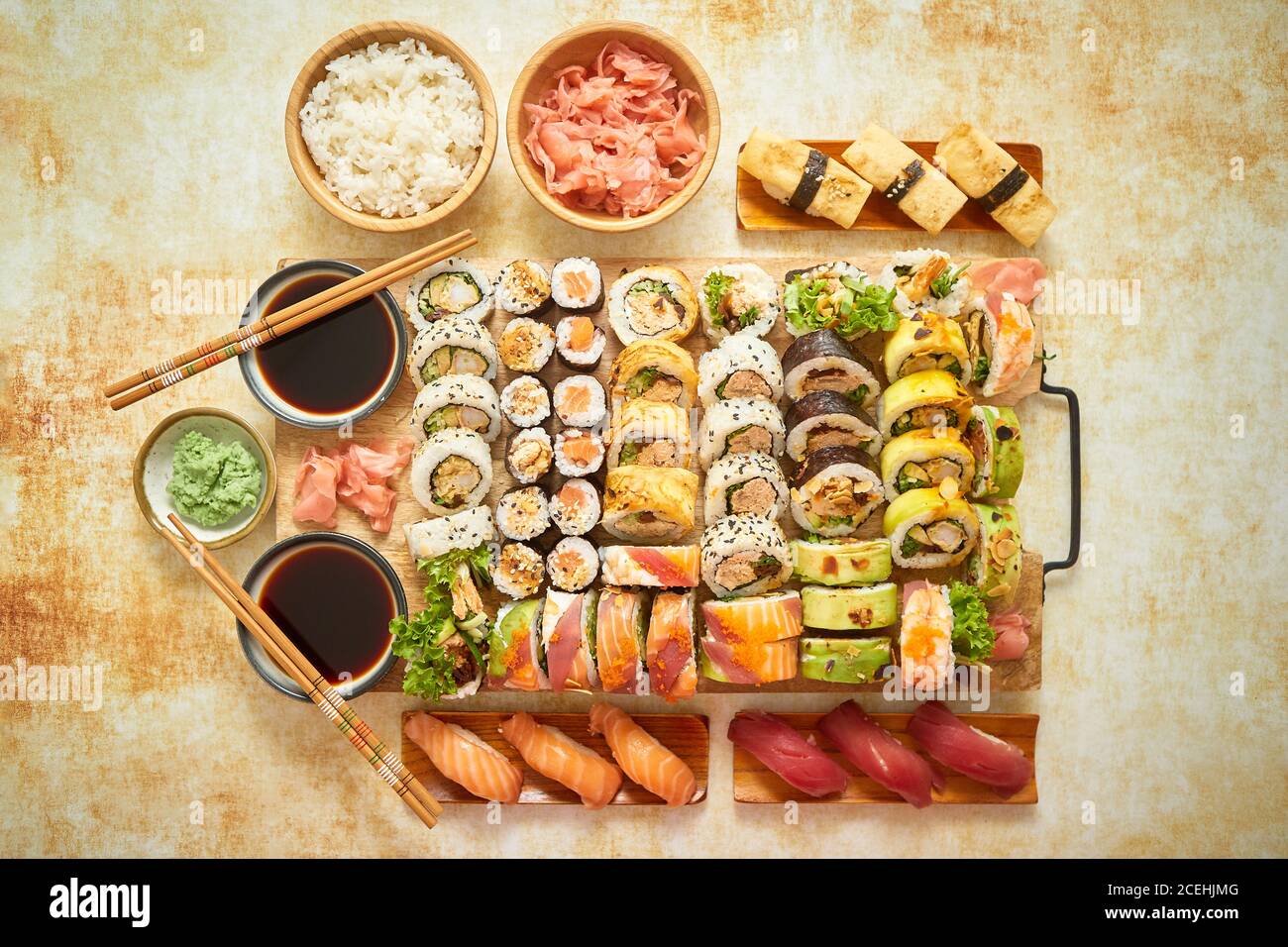 Plat Japonais Traditionnel Banque d'image et photos - Alamy