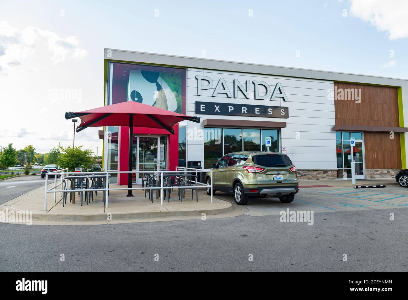 Panda express poulet kung pao Banque de photographies et d’images à ...