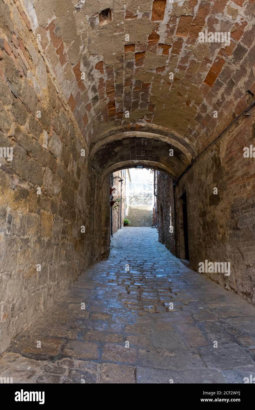 Volterra castle Banque de photographies et d’images à haute résolution ...