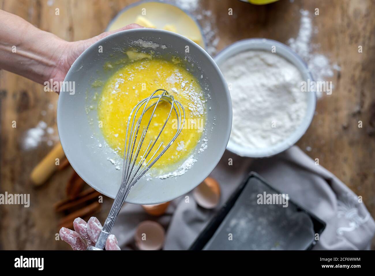 Fouetter femme Banque de photographies et d’images à haute résolution ...