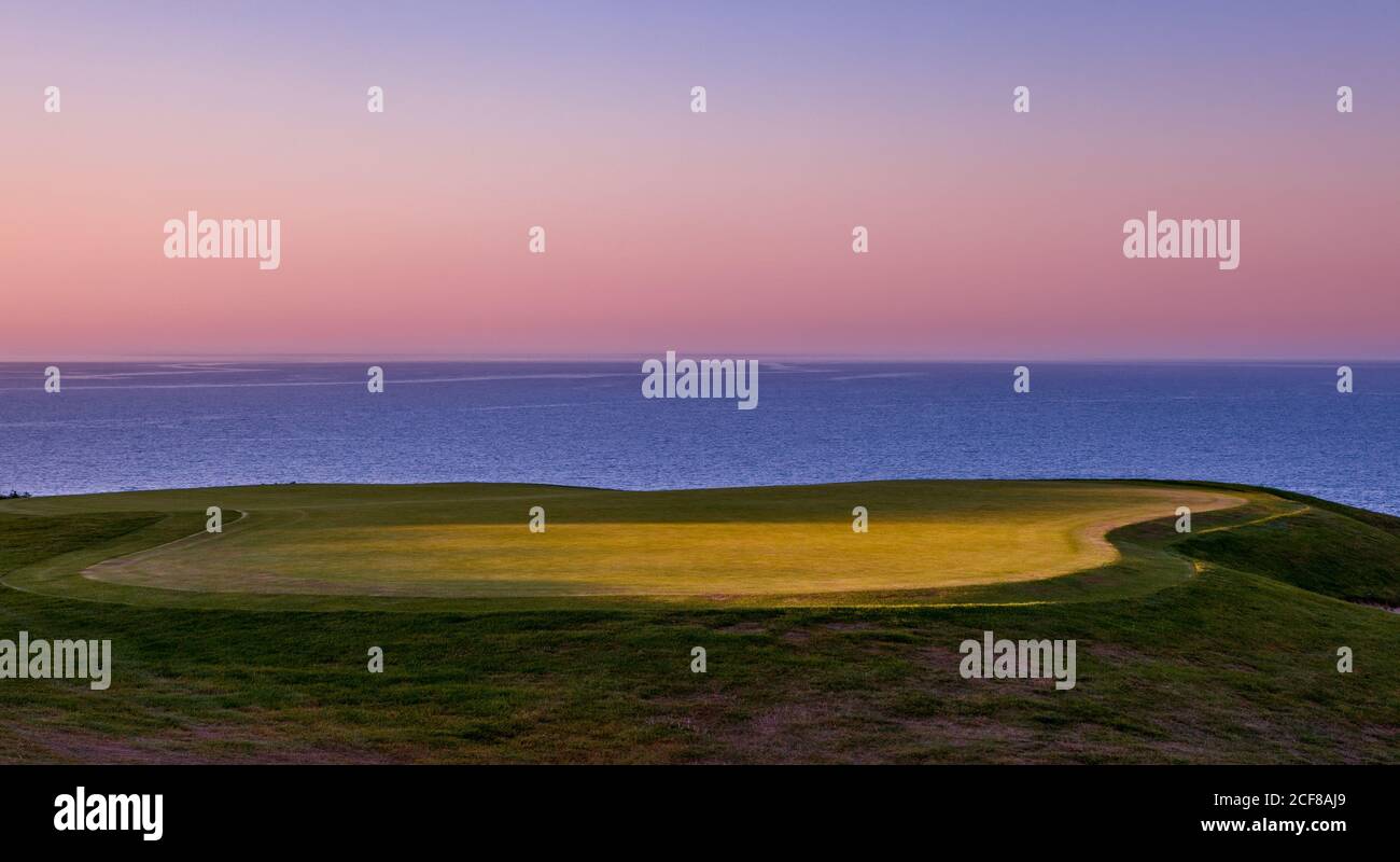 Golf de Pleneuf Val Andre, Bretagne, France, en arrière-plan, la mer du ...