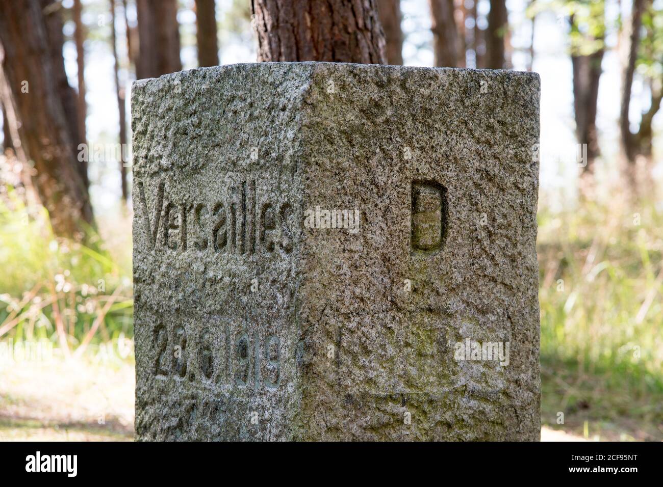 Freie Stadt Danzig/Deutschland et la pierre frontière du troisième ...