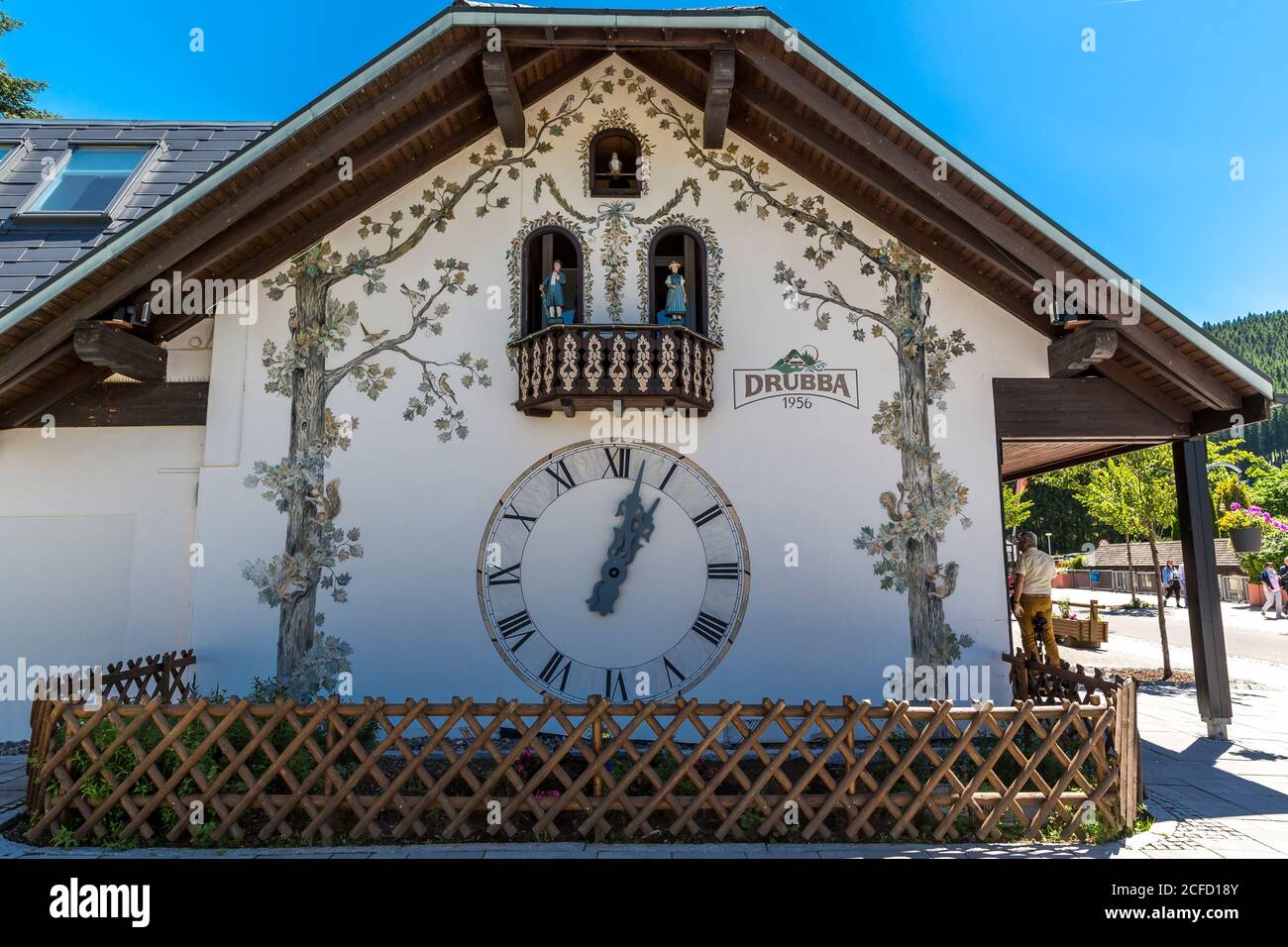 Grande Horloge Coucou Sur La Fa ade Du Centre De L horloge De La