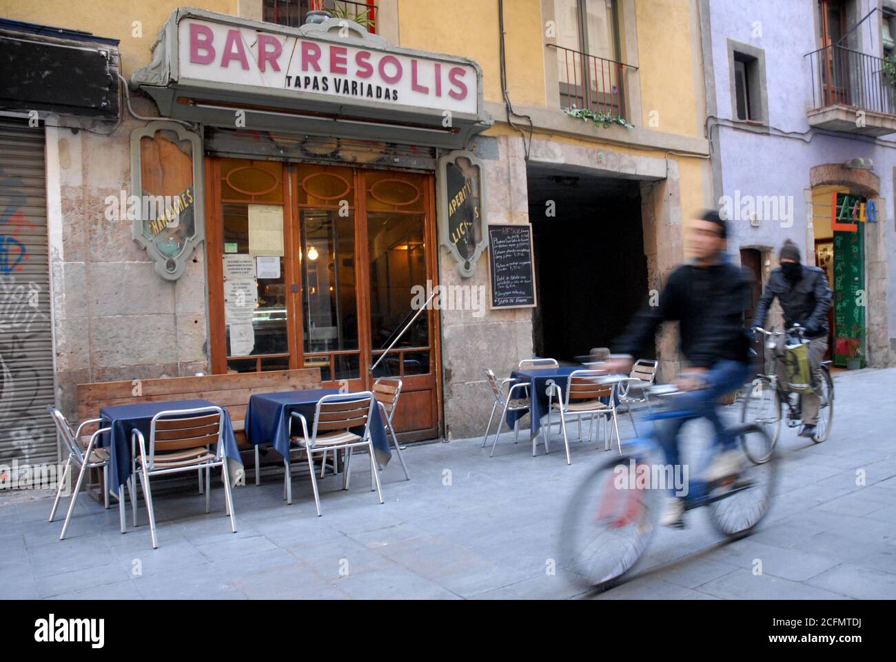 Raval barcelona bar Banque de photographies et d’images à haute ...