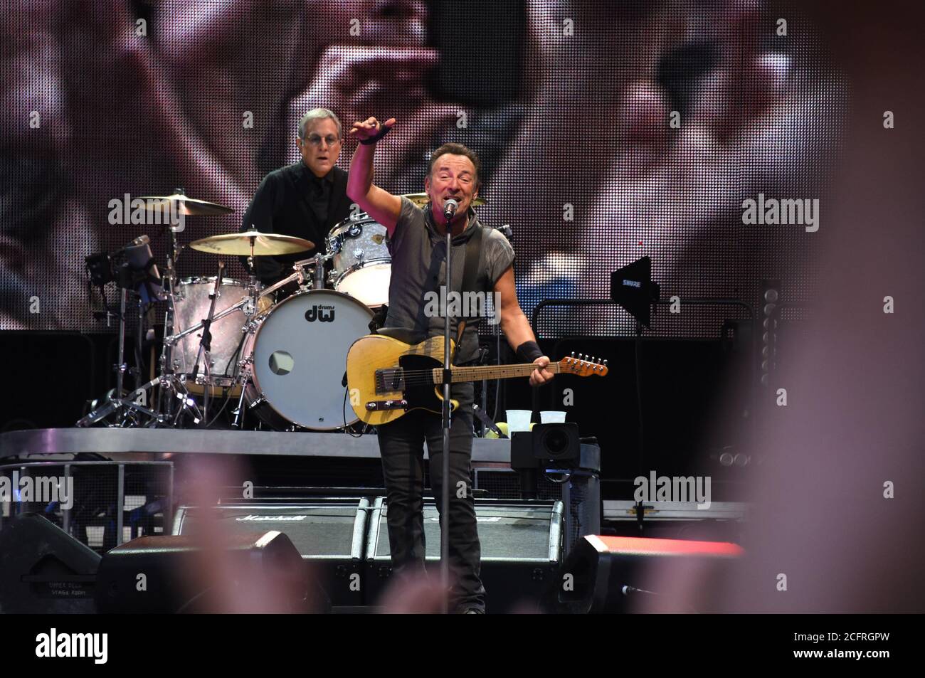 Bruce springsteen le patron et le groupe de rue e Banque de ...