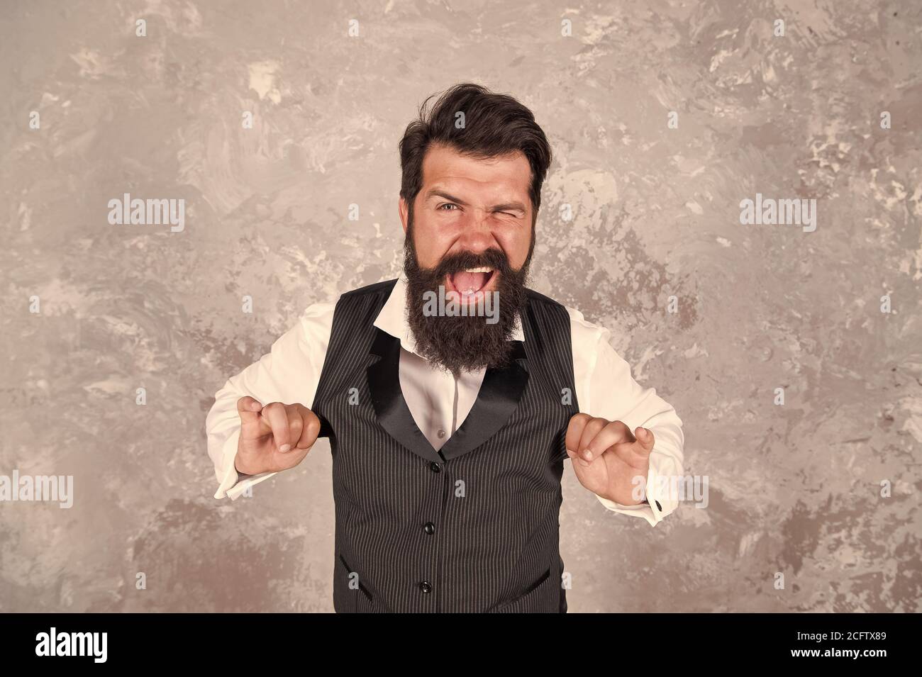 Charmante personne juive. L'homme juif barbu. Guy barbu habillé en ...