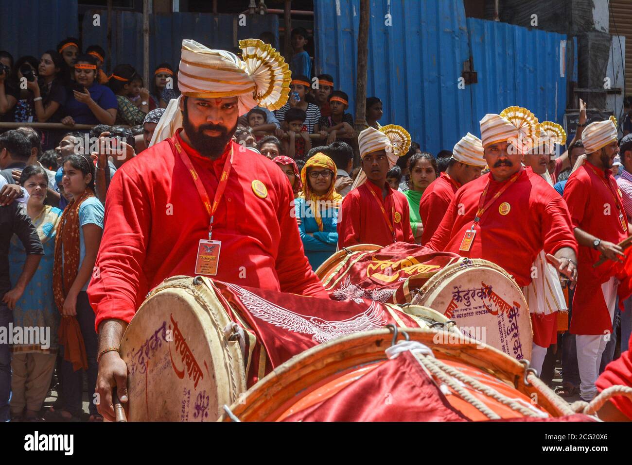 Pune dhol tasha Banque de photographies et d’images à haute résolution ...