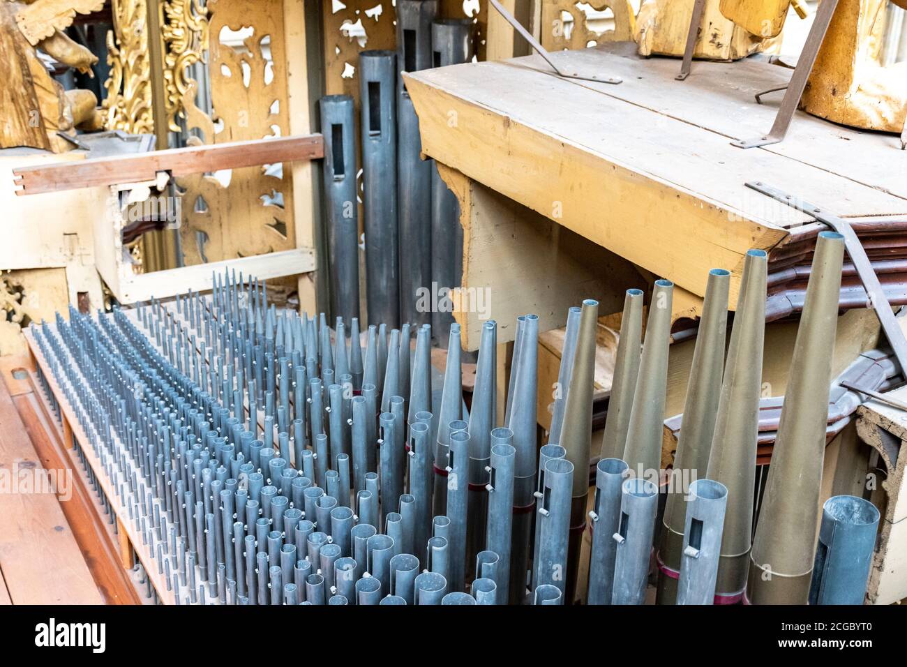 Vieil orgue en bois Banque de photographies et d’images à haute ...