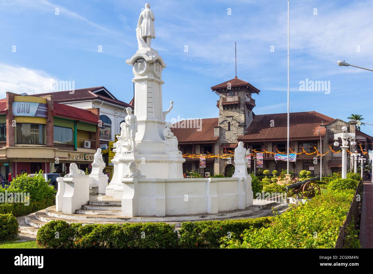 Monument de rizal dans le parc de rizal ou luneta Banque de ...