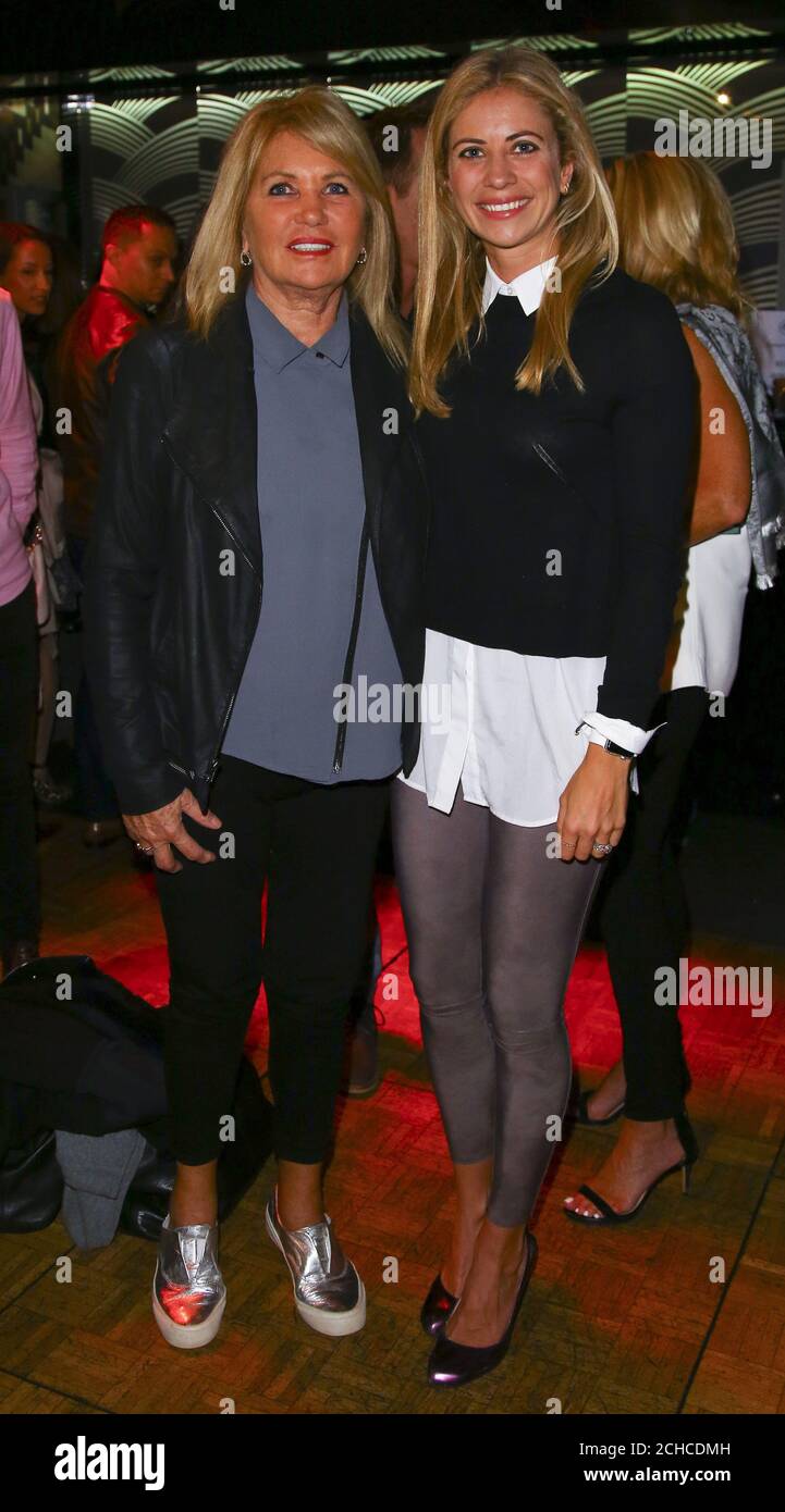 Richard branson and joan templeman Banque de photographies et d’images ...