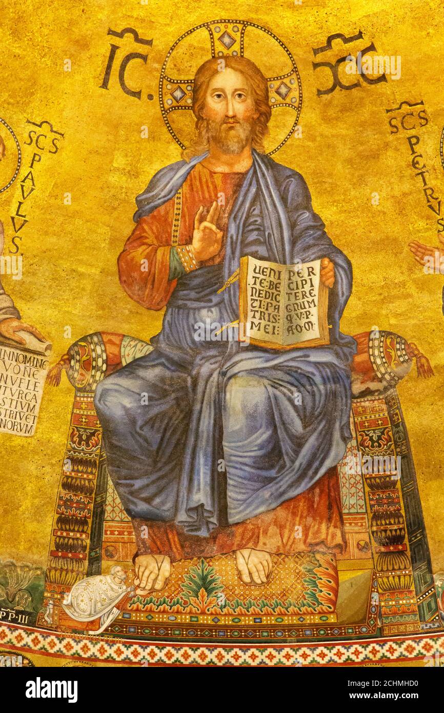 Jésus en mosaïque 800 ans. Vieille mosaïque chrétienne dans l'abside de ...