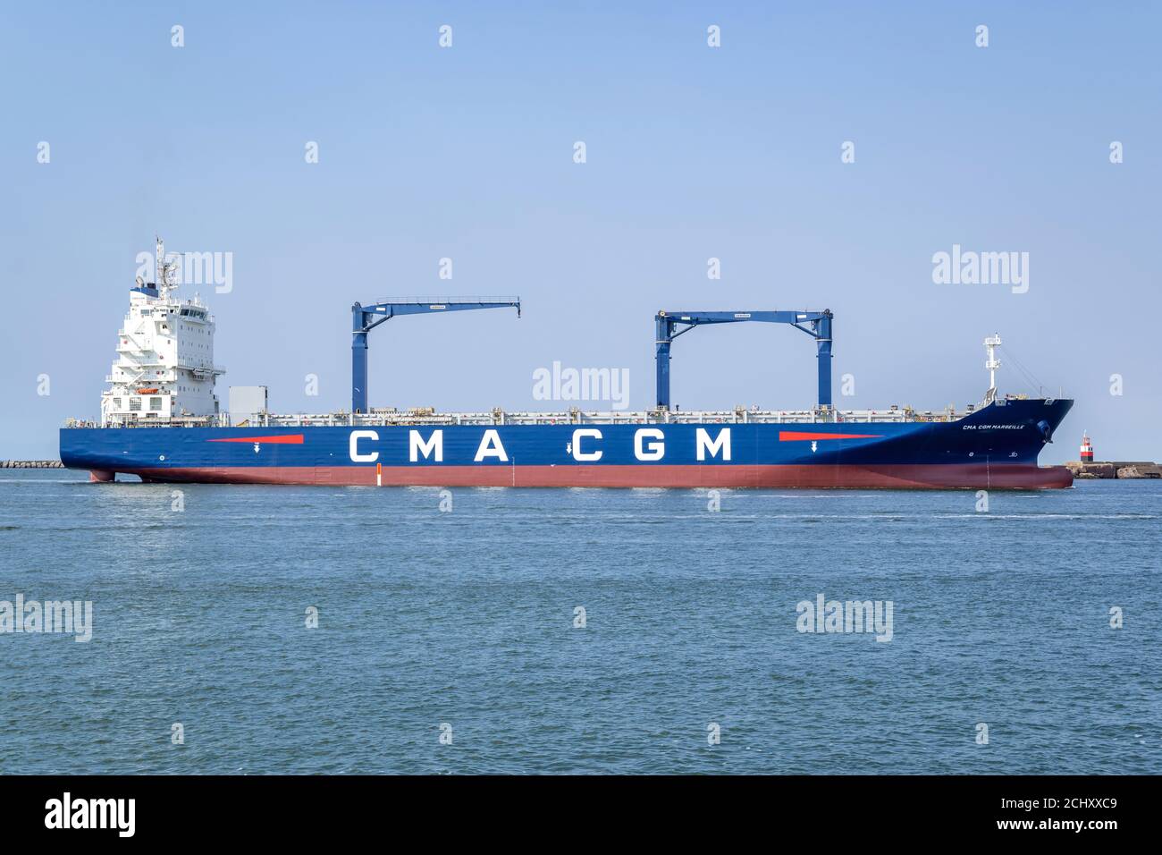 Porte conteneurs cma cgm Banque de photographies et d’images à haute ...