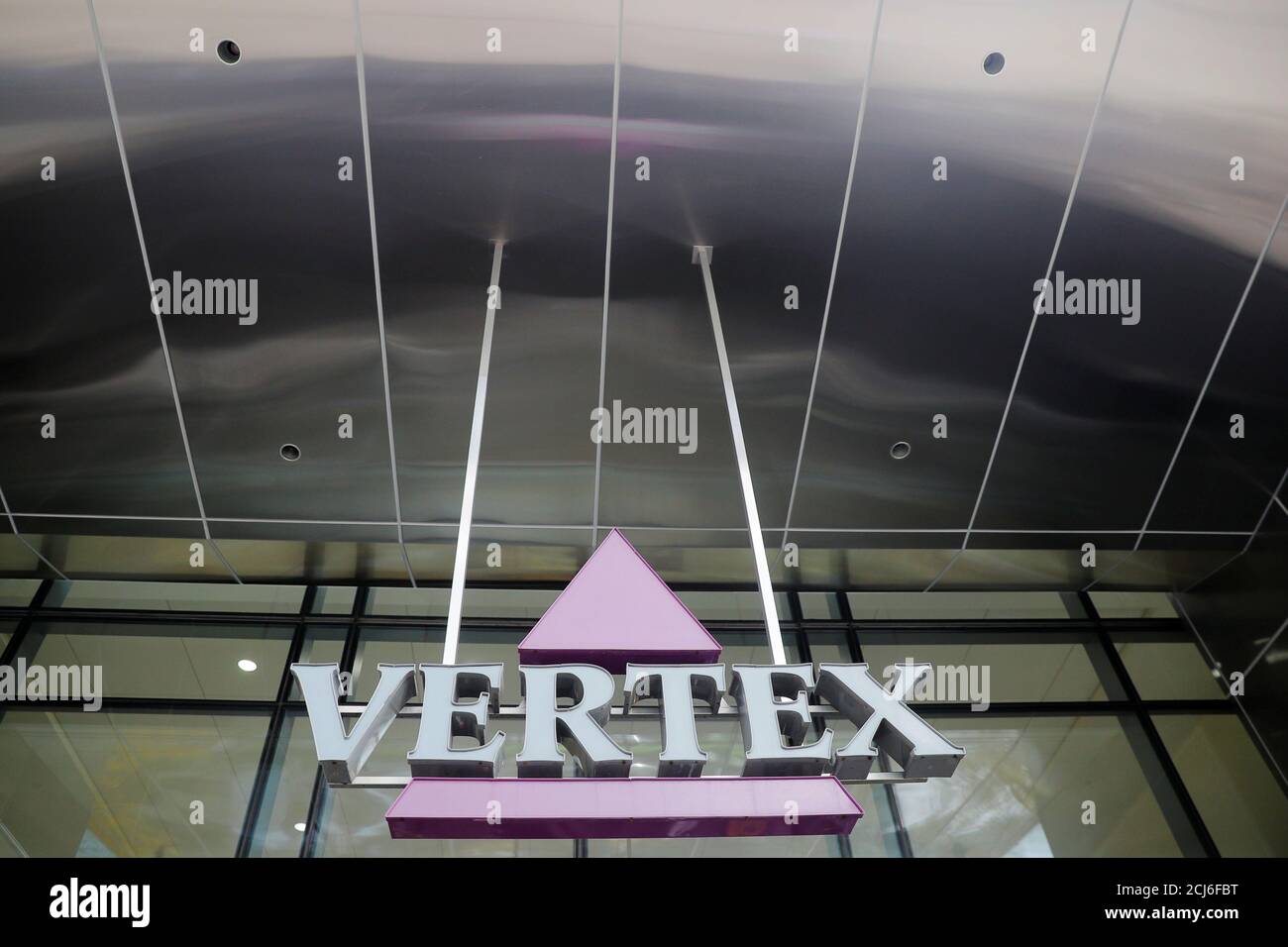 Vertex pharmaceuticals Banque de photographies et d’images à haute ...