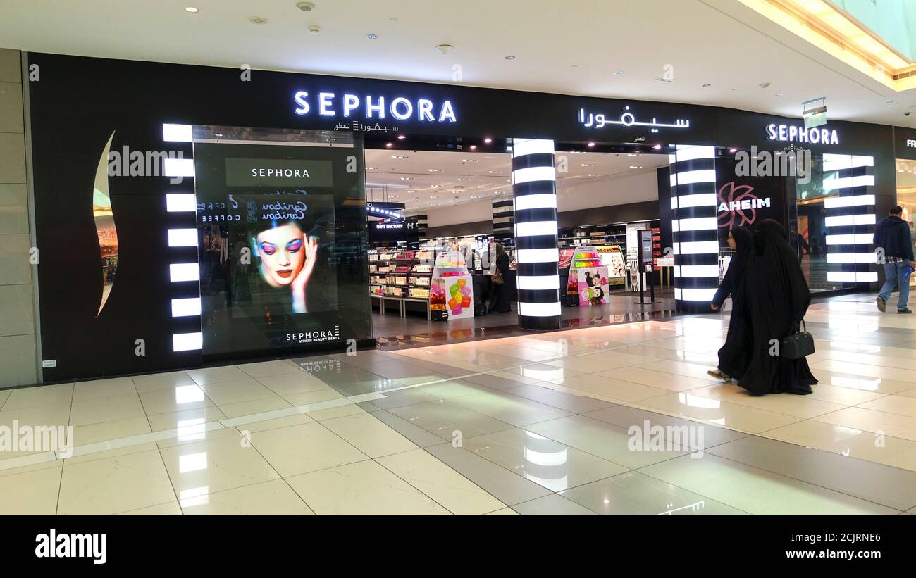 Avenues mall in kuwait Banque de photographies et d’images à haute ...