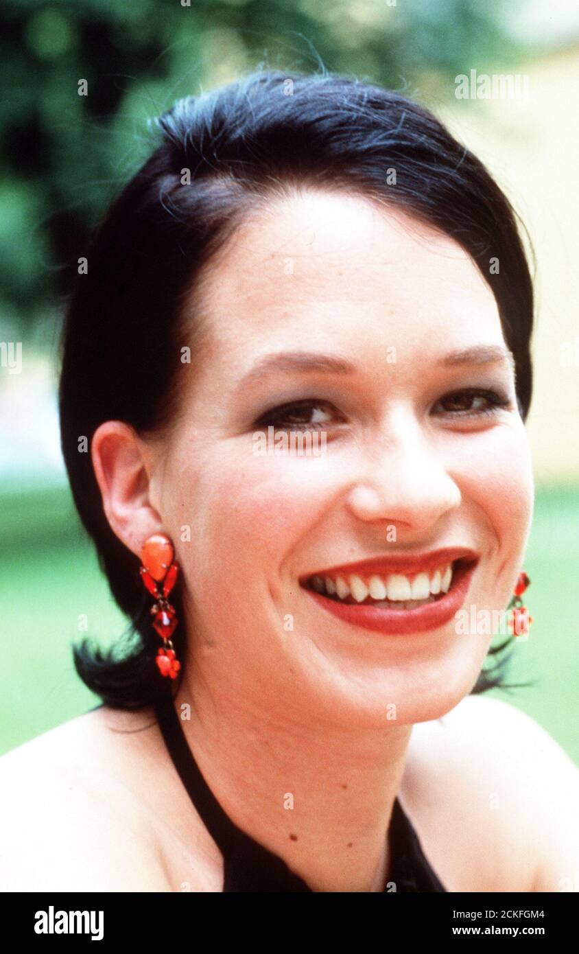 Porträt der Schauspielerin FRANKA POTENTE zum Fernsehfilm ENTRANT, 1996 ...