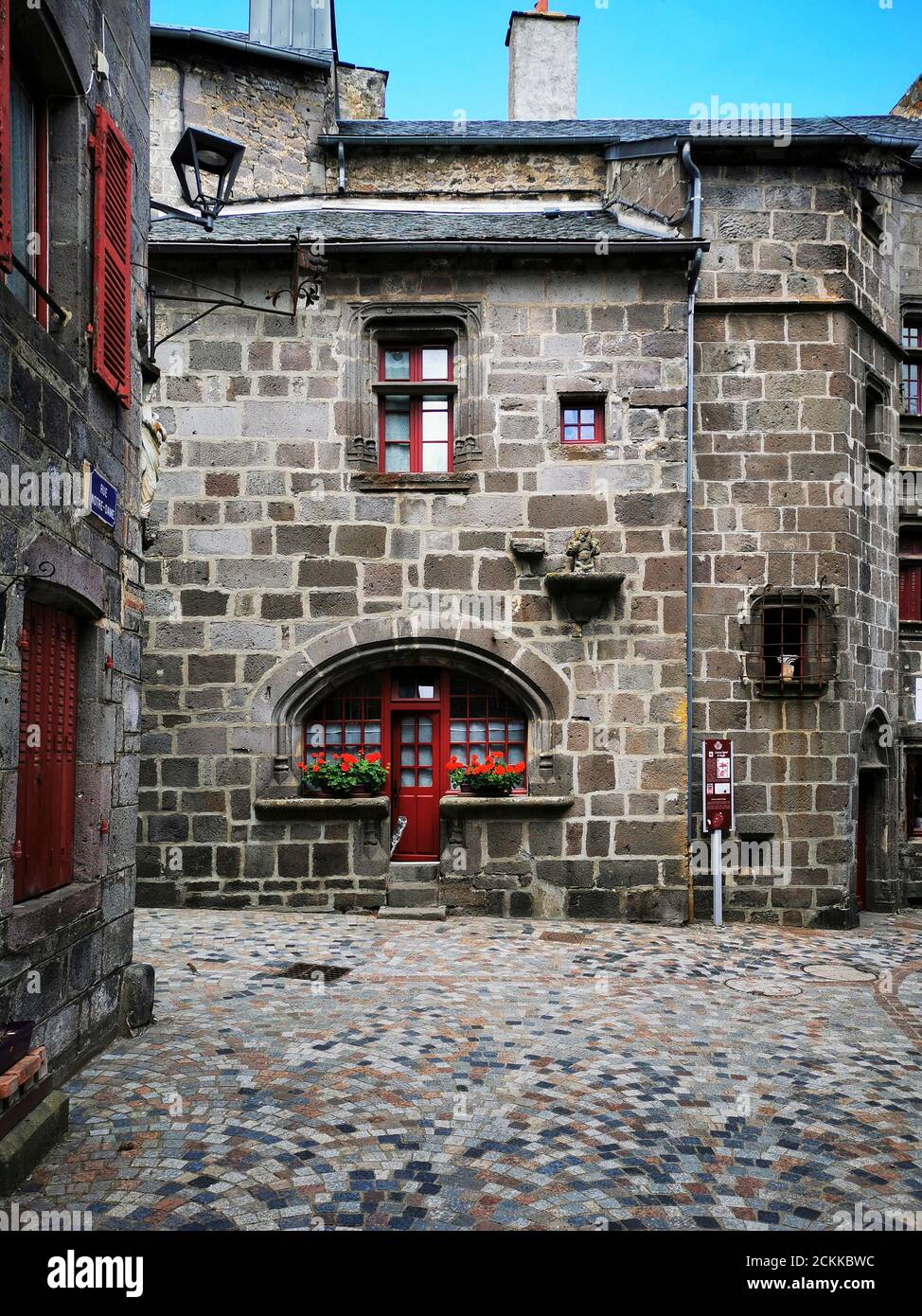 Besse en chandesse Banque de photographies et d’images à haute ...