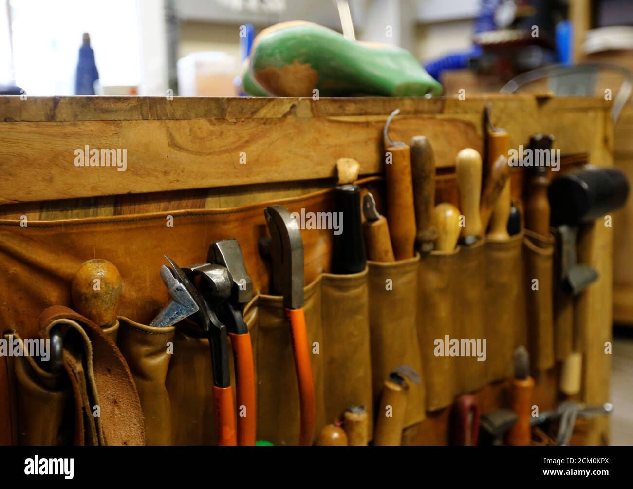 Outils De Cordonnier Banque d'image et photos - Alamy