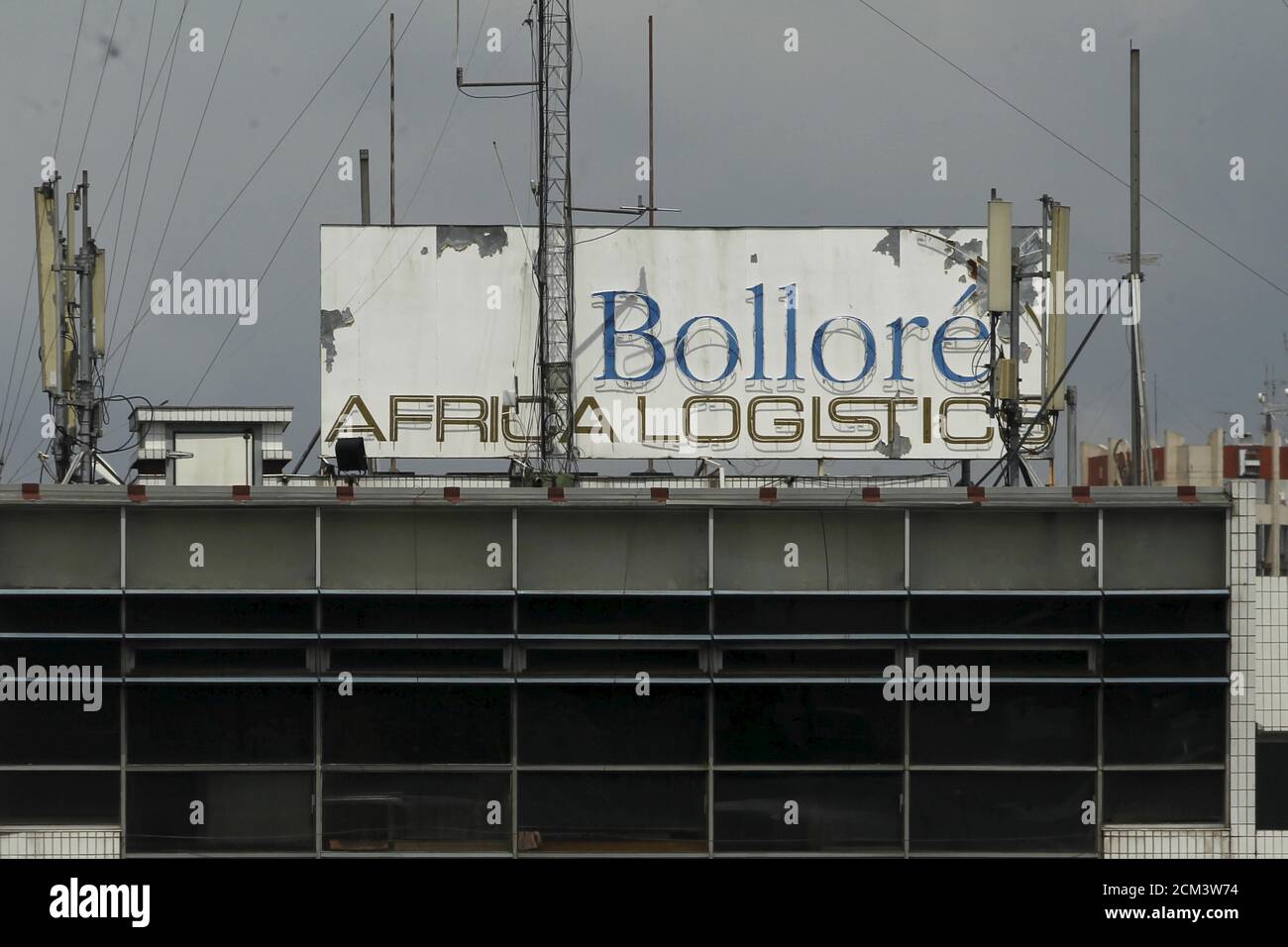 Bollore group Banque de photographies et d’images à haute résolution ...