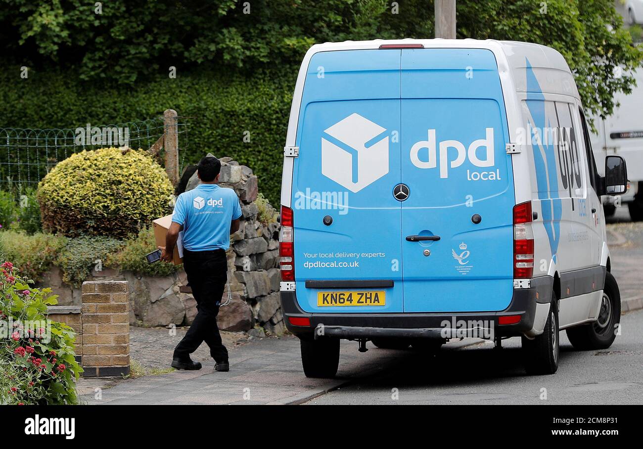 Camion De Livraison Local Dpd Banque d'image et photos - Alamy