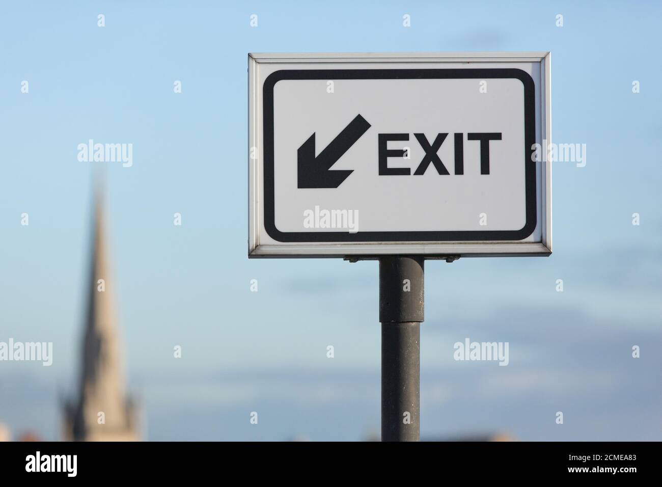 Car park exit sign Banque de photographies et d’images à haute ...