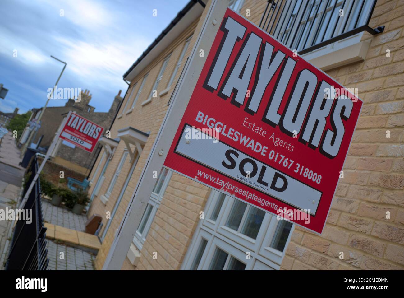 Maison vendu Banque de photographies et d’images à haute résolution - Alamy