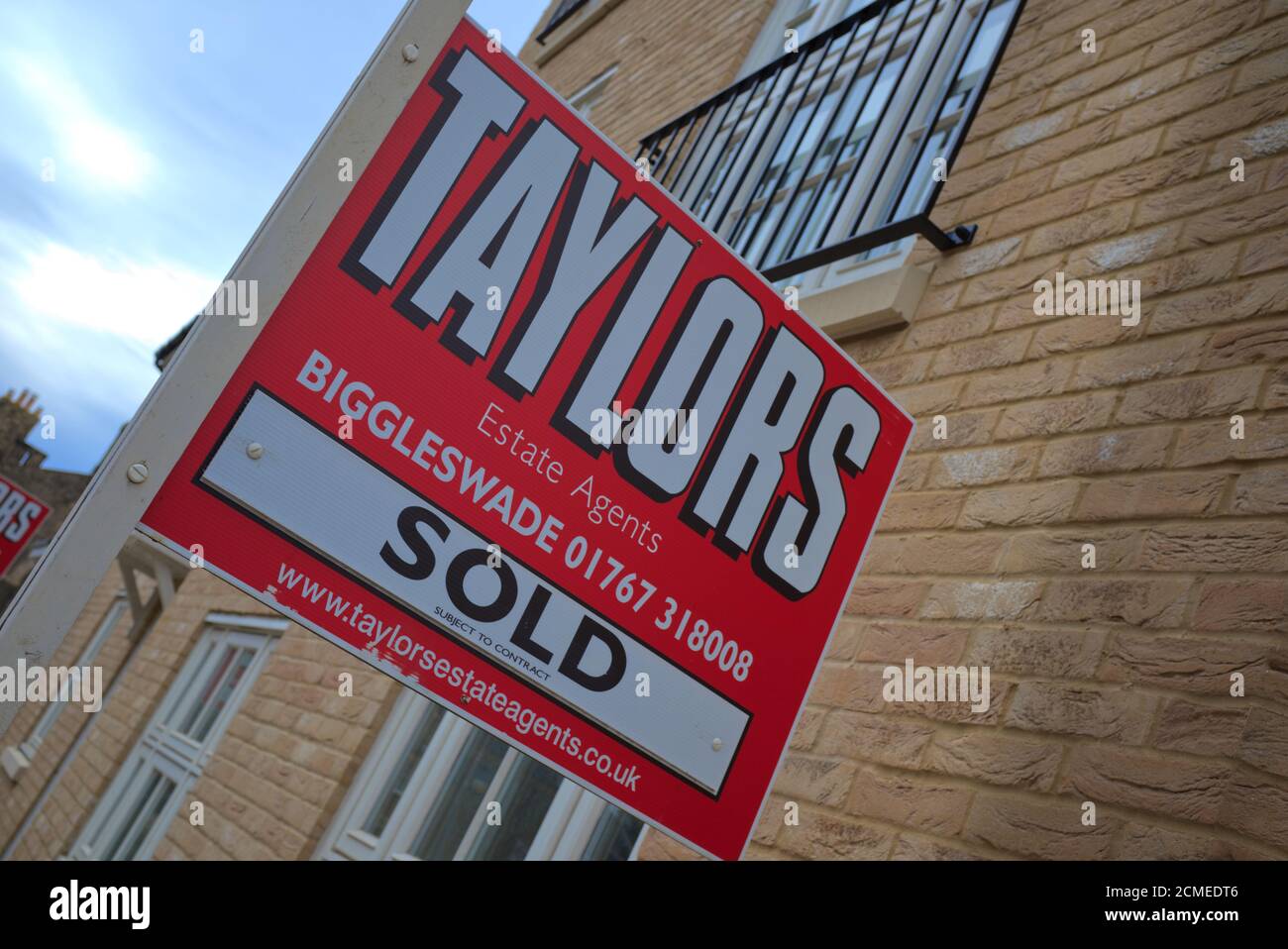 Maison vendu Banque de photographies et d’images à haute résolution - Alamy