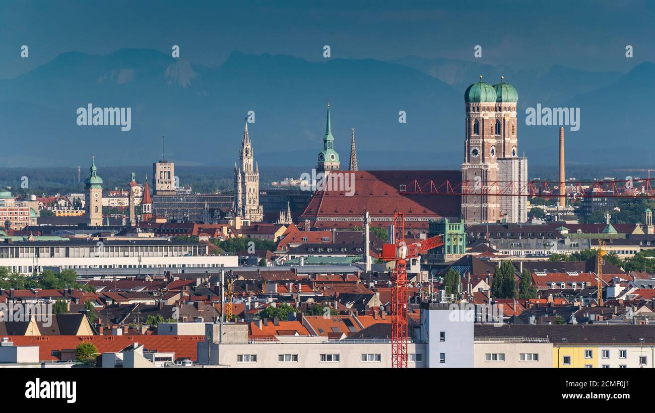 Munich city Banque de photographies et d’images à haute résolution - Alamy