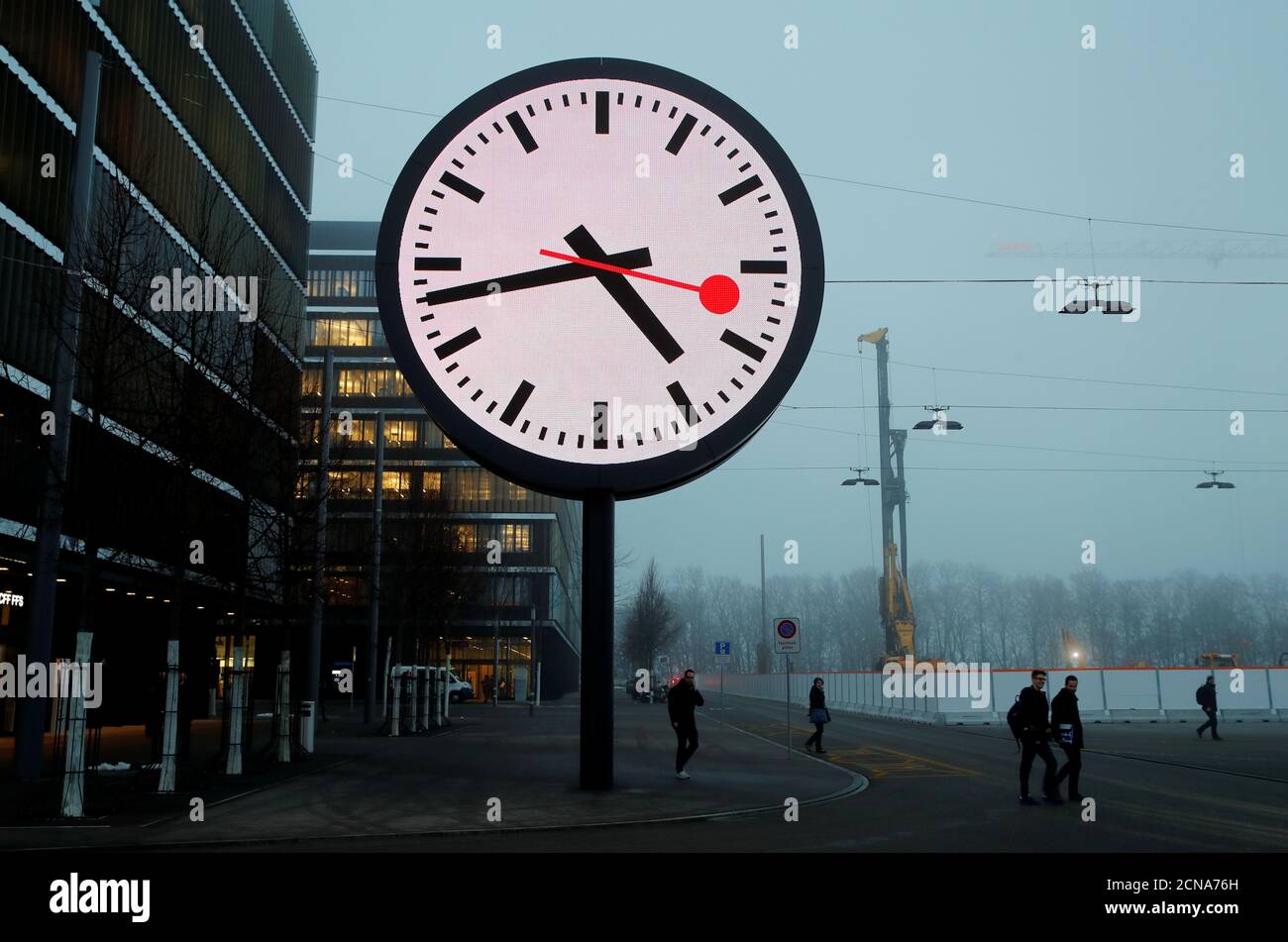 Swiss railway clock Banque de photographies et d’images à haute ...