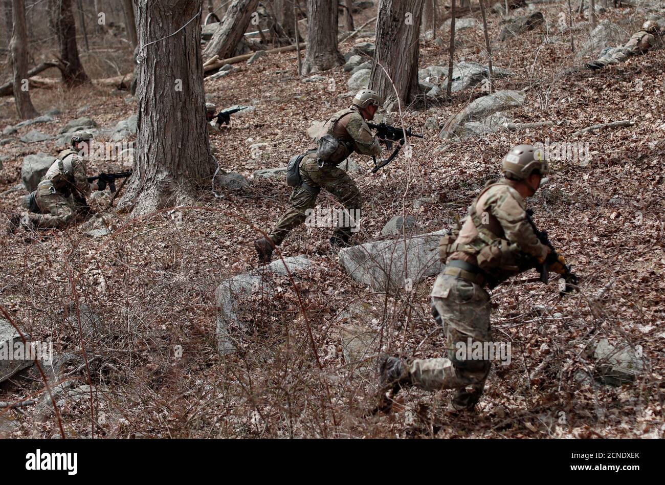 Squad assault course Banque de photographies et d’images à haute ...
