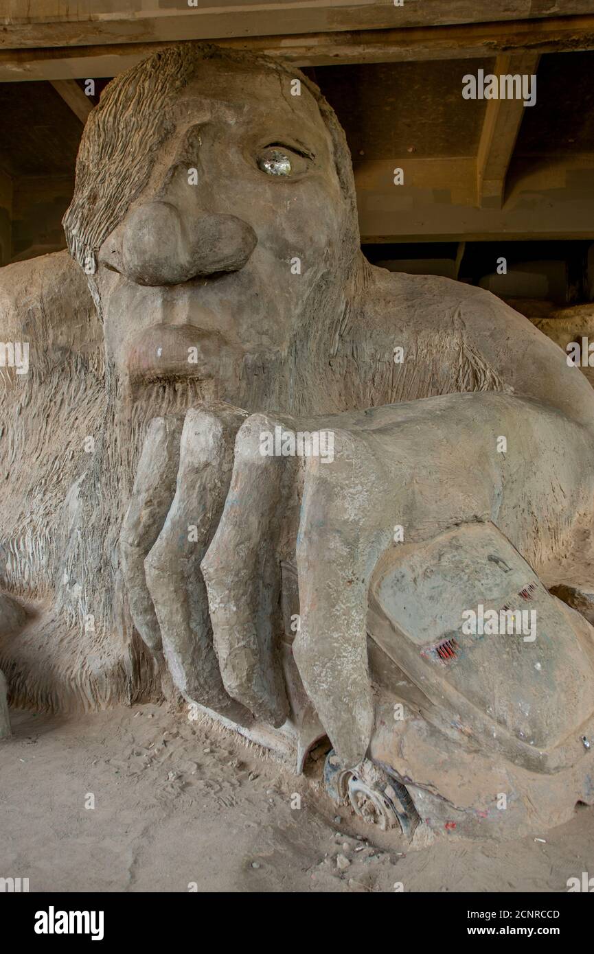 Troll statue Banque de photographies et d’images à haute résolution - Alamy