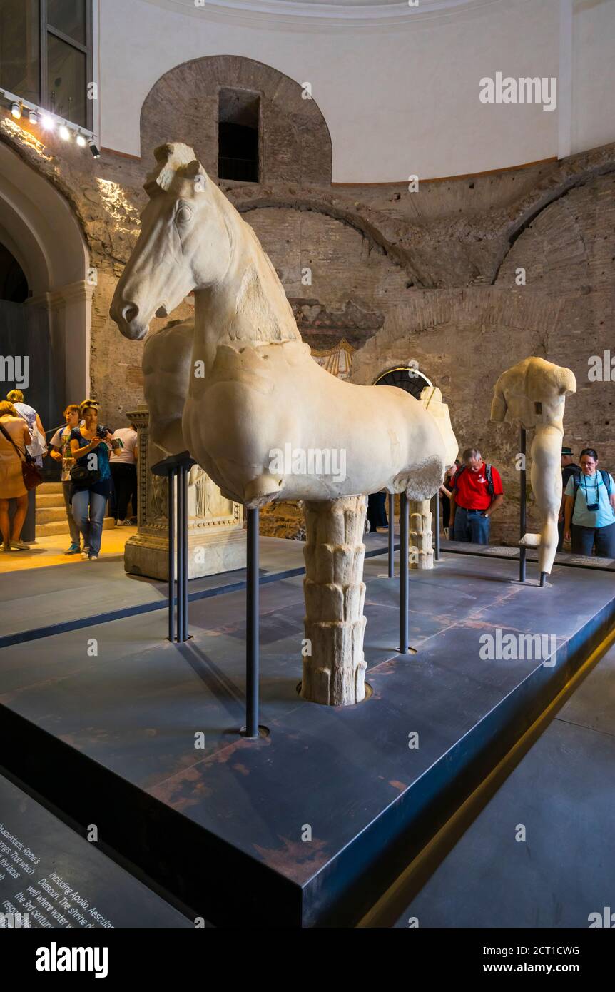 Romulus ii Banque de photographies et d’images à haute résolution - Alamy