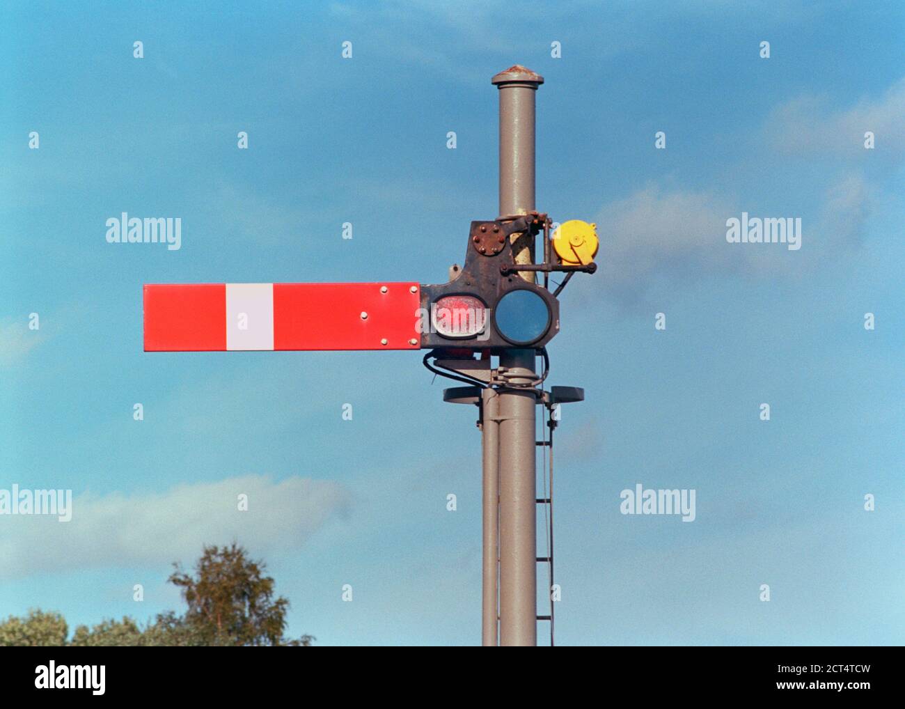 Signal de sémaphore ferroviaire Banque de photographies et d’images à ...