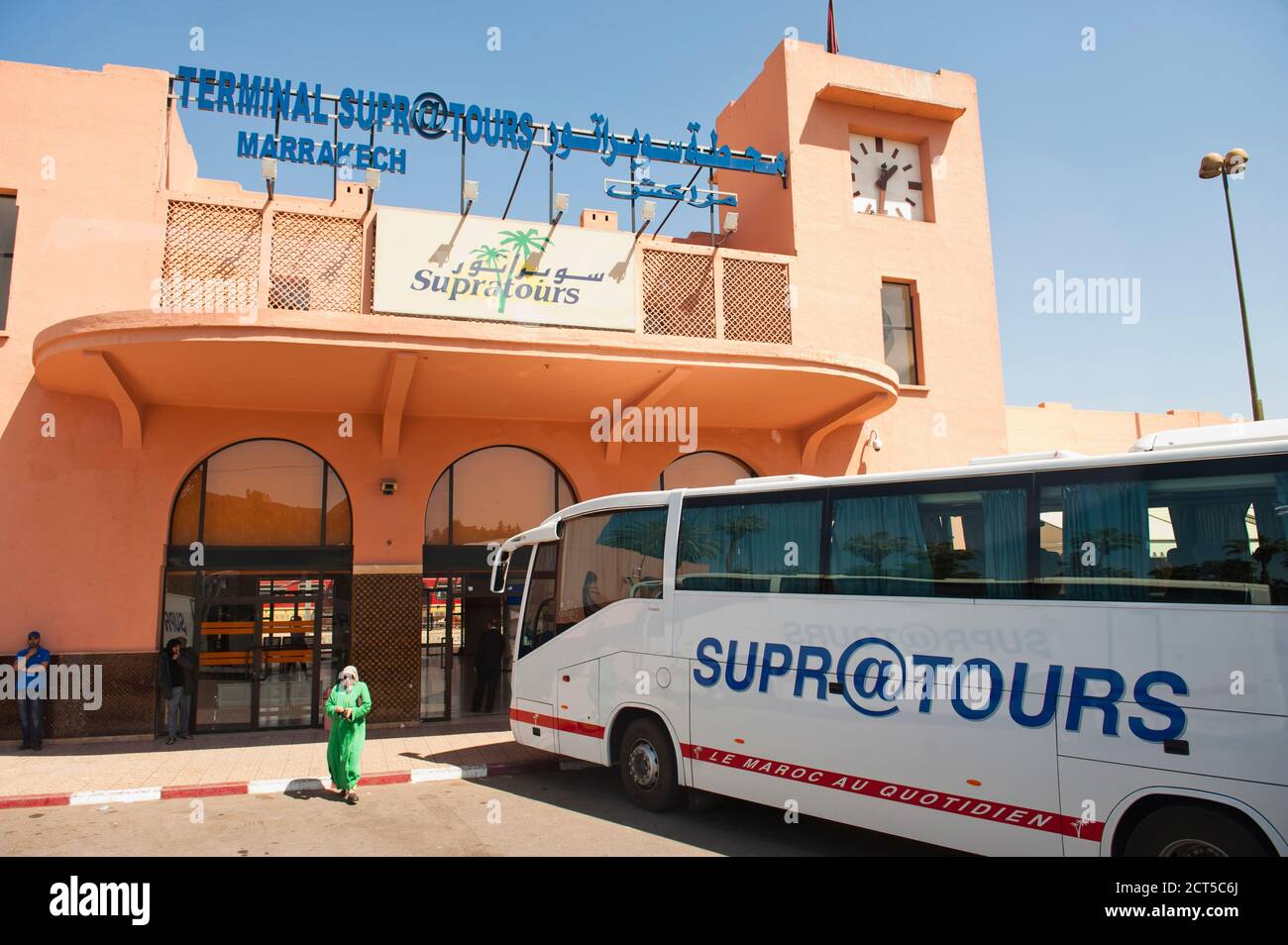 Bus Maroc Banque d'image et photos - Alamy