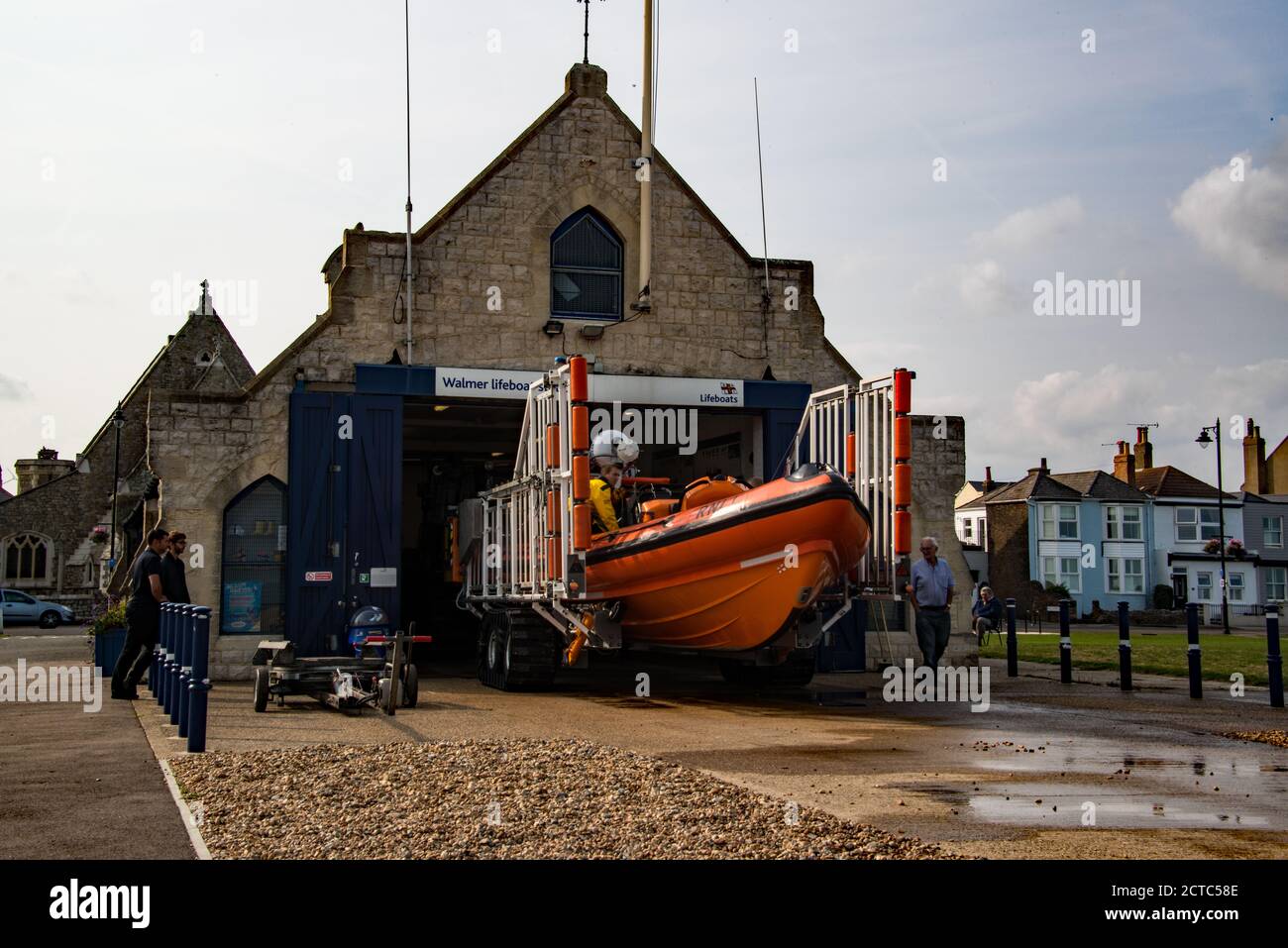 Walmer lifeboat station Banque de photographies et d’images à haute ...