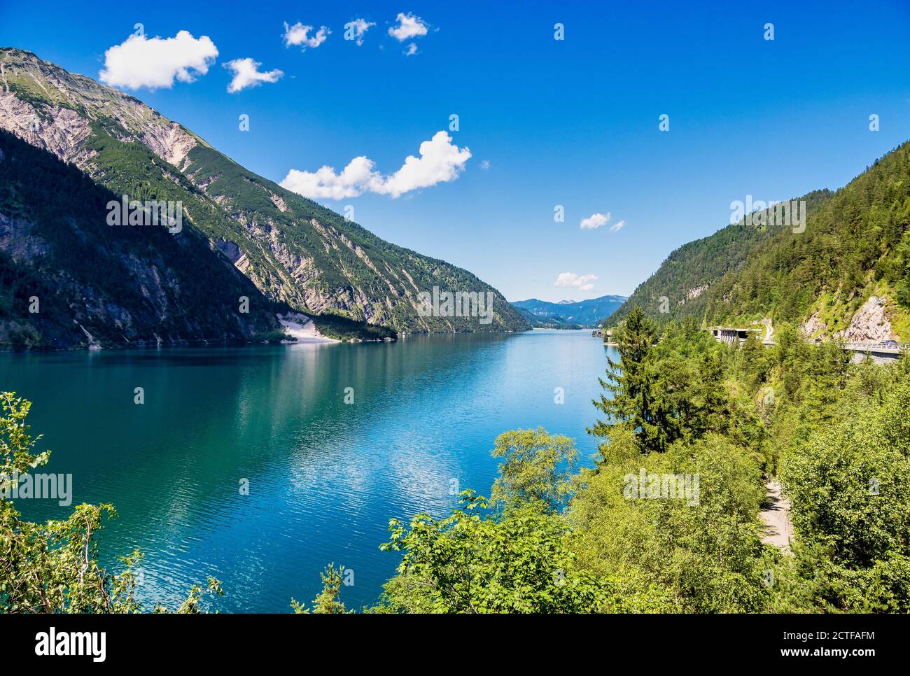 Maurach in the achensee Banque de photographies et d’images à haute ...