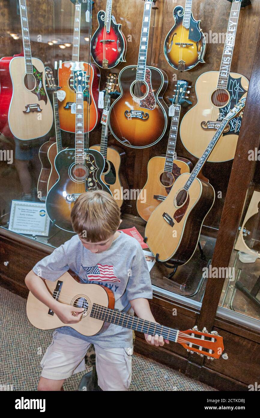 Magasin De Sortie De Musique Affaires Instruments De Musique Vente ...