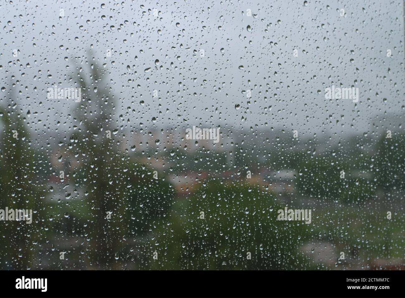 Temps nuageux et humide Banque de photographies et d’images à haute ...