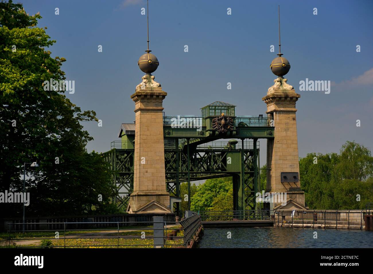 Dortmund ems kanal schiffshebewerk Banque de photographies et d’images ...