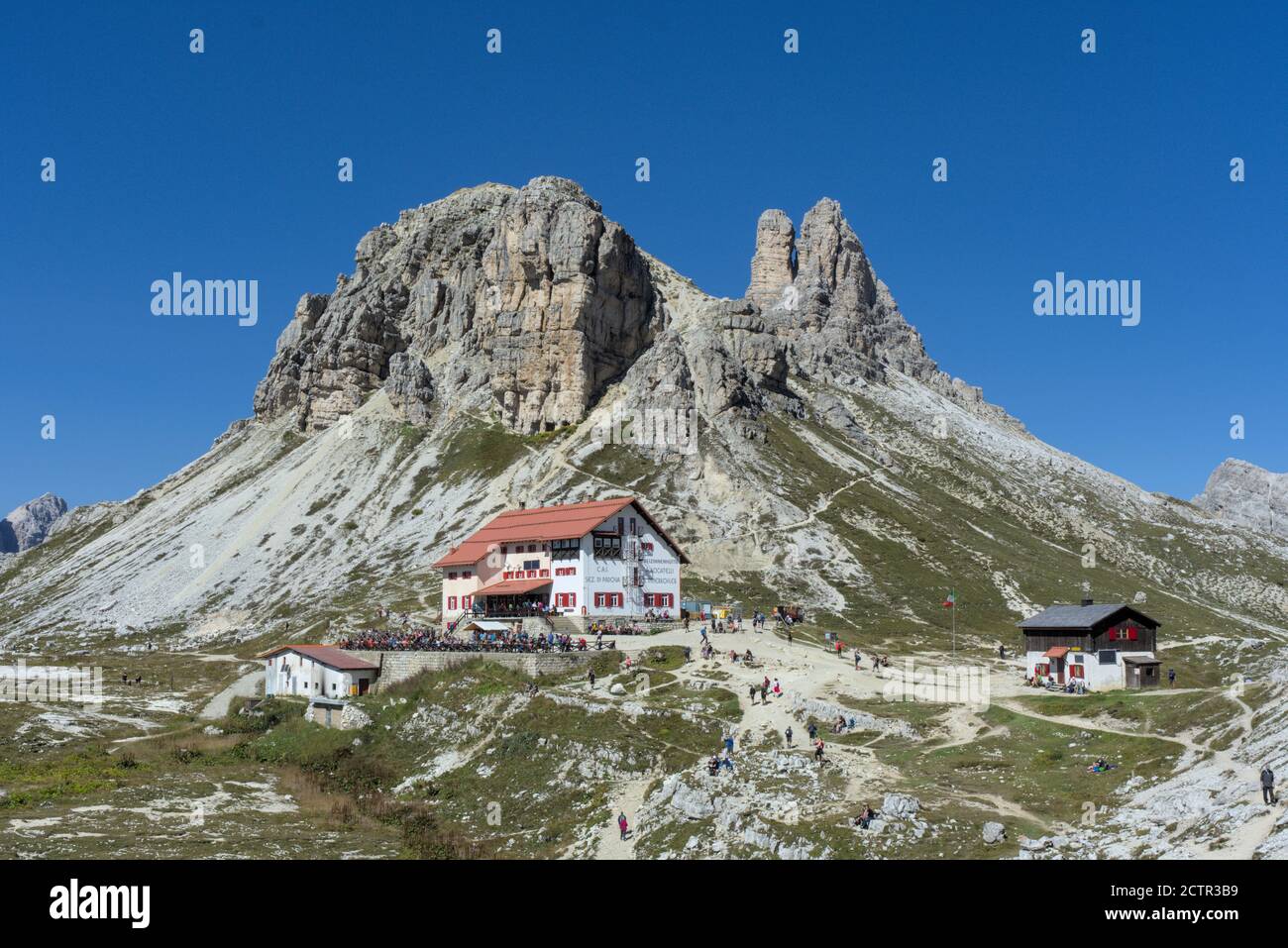 La cabane des dolomiten Banque de photographies et d’images à haute ...