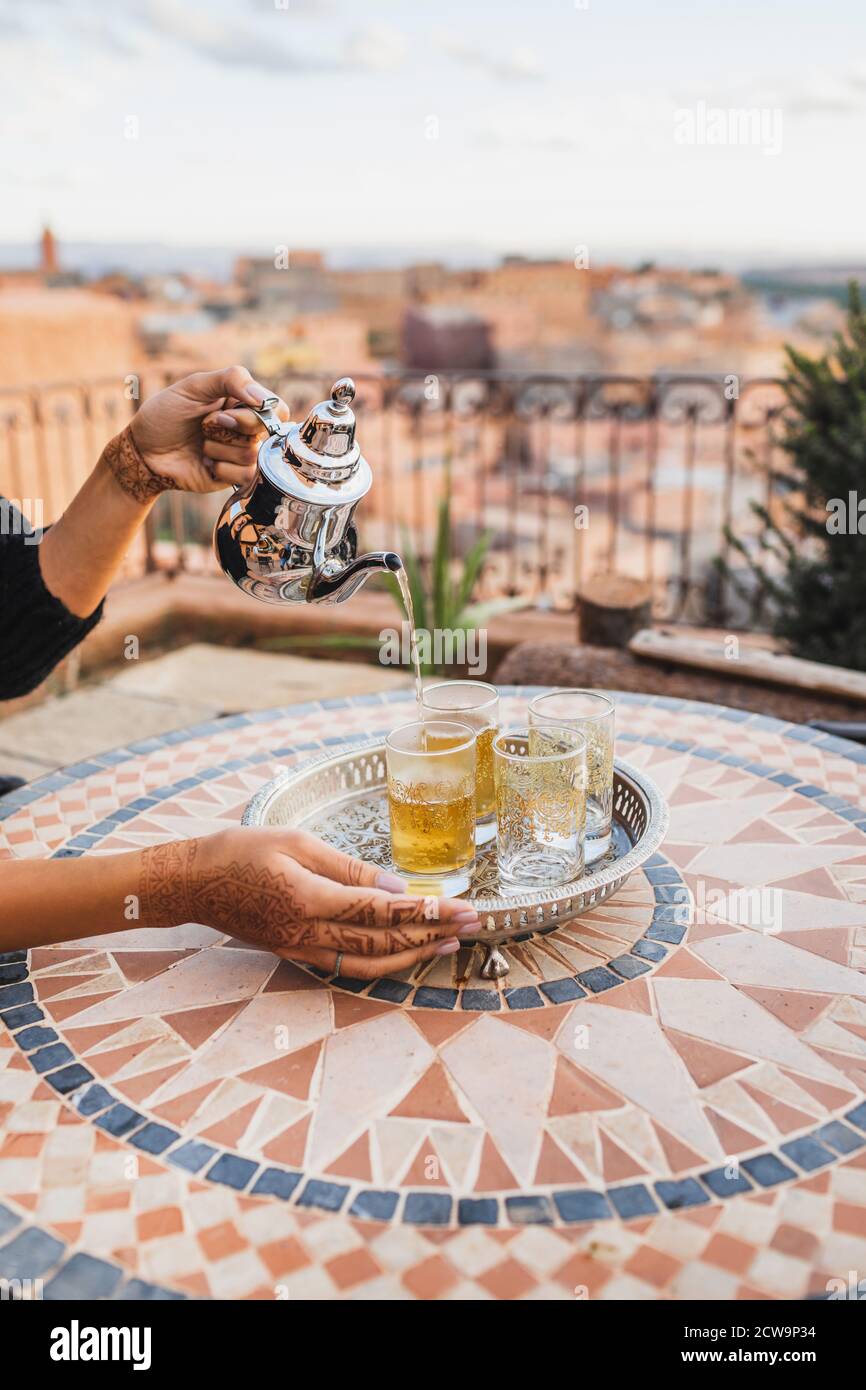 Boisson marocaine typique Banque de photographies et d’images à haute ...
