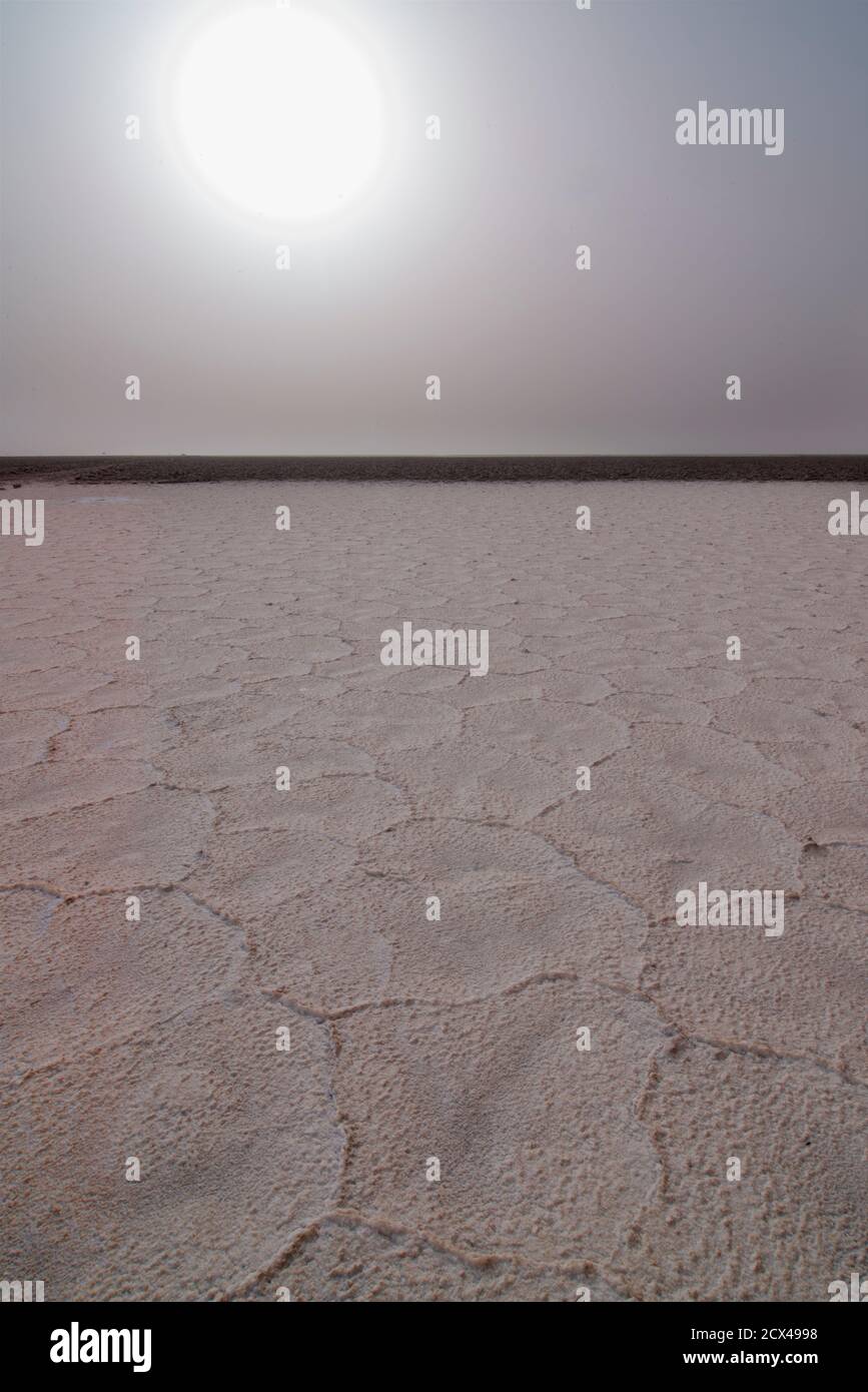 Dasht e kavir salt desert iran Banque de photographies et d’images à ...