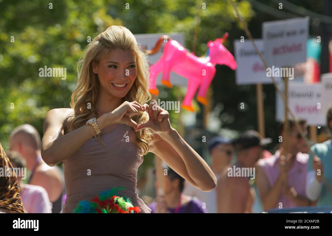 Transgender beauty contest Banque d'image et photos - Alamy