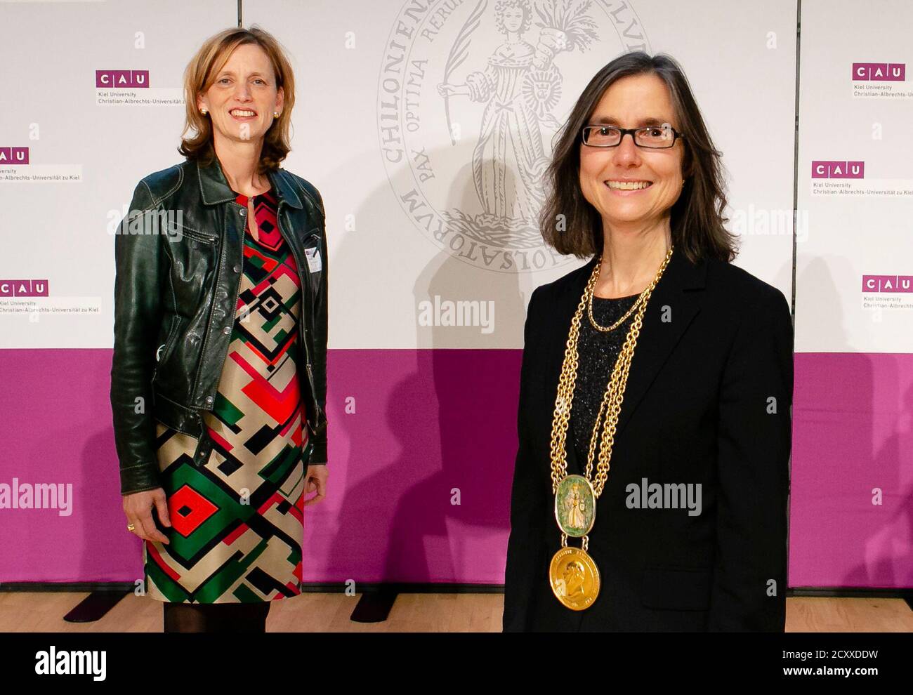 Simone fulda Banque de photographies et d’images à haute résolution - Alamy